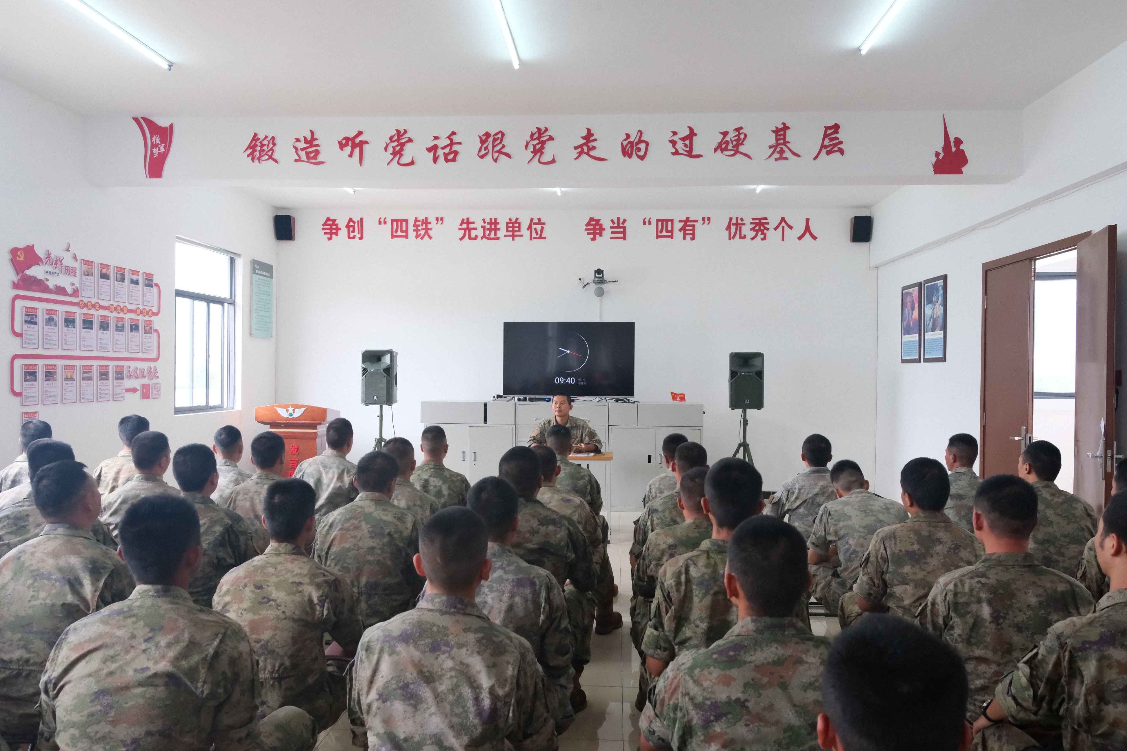 从落后到榜首！这个连队的“翻身仗”打的漂亮-新华网